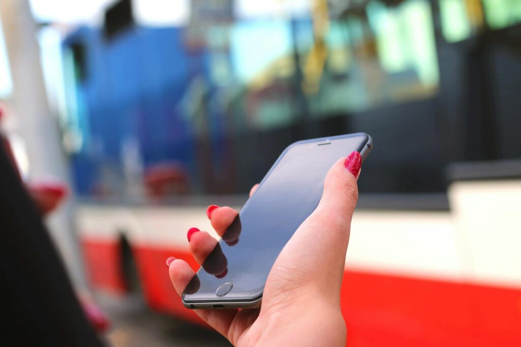 Czy kod recepty przychodzi SMS-em – jak otrzymać e-receptę?